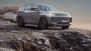 Exeed TXL 2024, цена и комплектации кроссовера Эксид ТХЛ обновленного